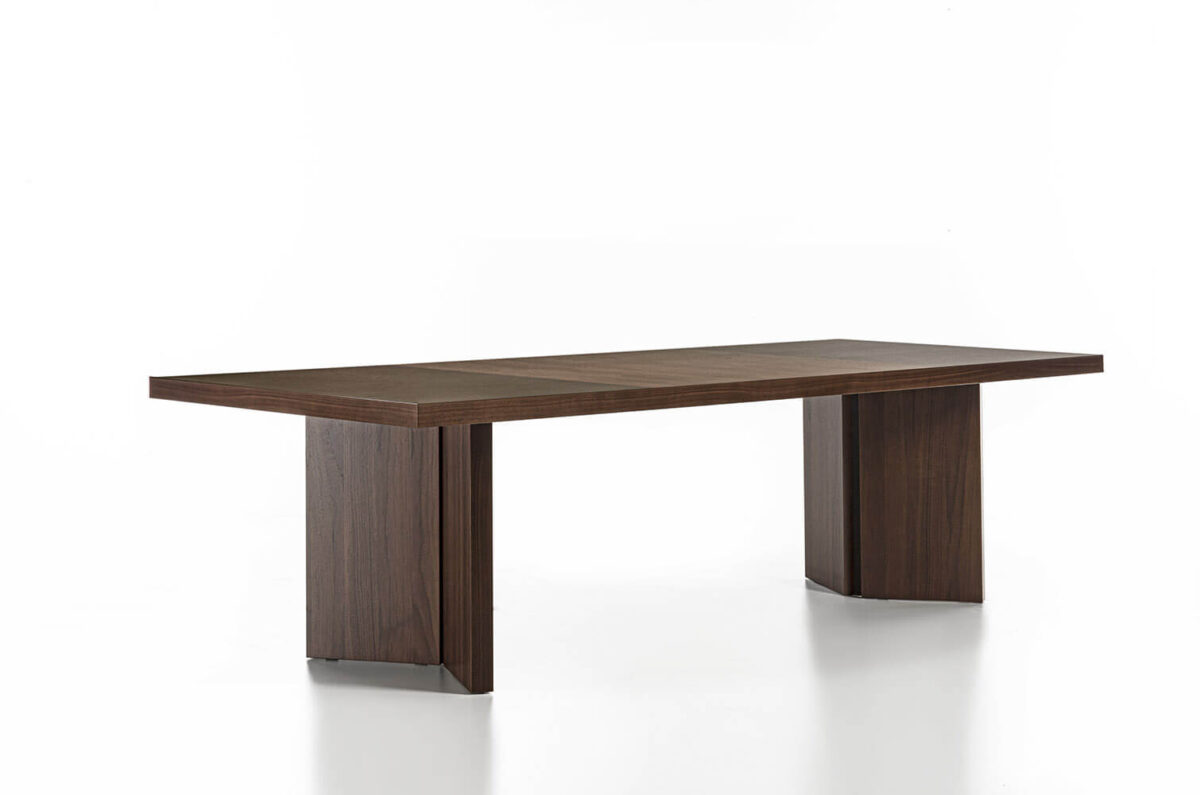 Marton Dining Table | Passerini
